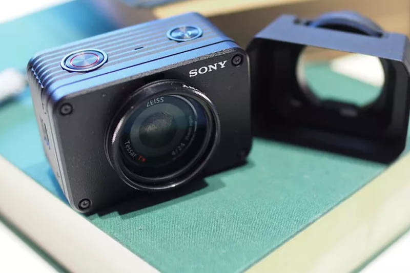 Sony RX0: Ultra-compact, ανθεκτική και αδριάβροχη - RevYou.gr